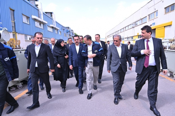 Zanjan... The Governor of Erbil visits the 'Iran Transfo Motor' company ...