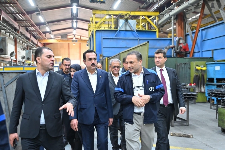Zanjan... The Governor of Erbil visits the 'Iran Transfo Motor' company ...